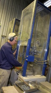 Drop Weight tests (DWT) using JKMRC Rotary Breakage Tester