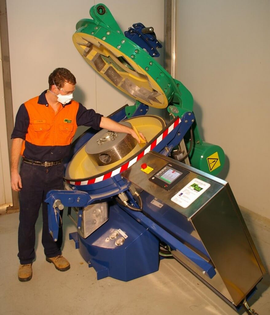 Drop Weight tests (DWT) using JKMRC Rotary Breakage Tester